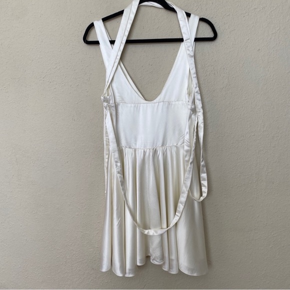 House of CB | Dresses | House Of Cb Shiema Ivory Floaty Mini Dress Nwot ...